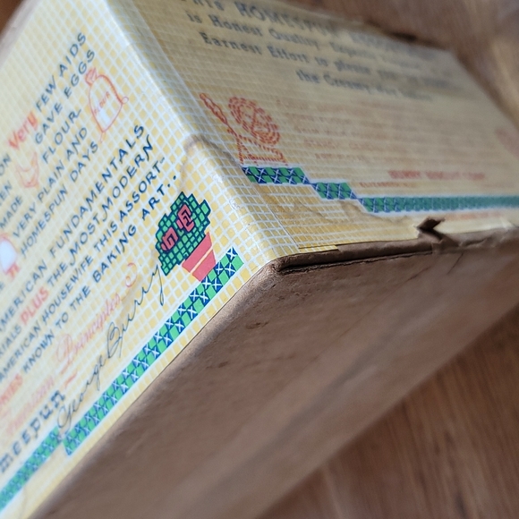 Burry's | Kitchen | Vintage Burrys Homespun Biscuit Box | Poshmark